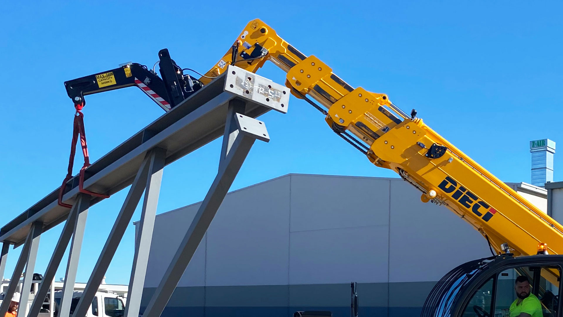 Why Quick-Hitch Systems Boost Telehandler Productivity